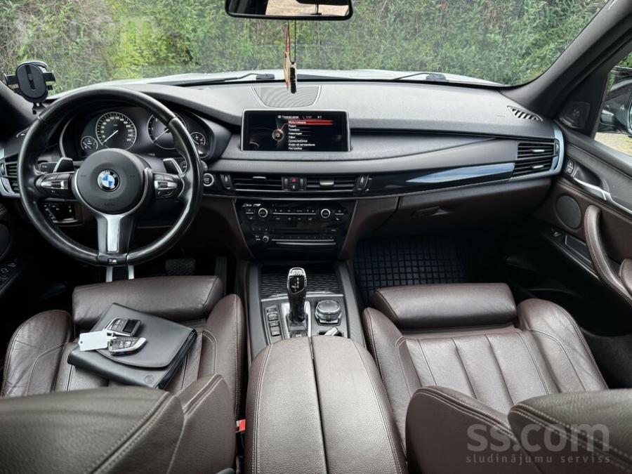 Balts BMW X5 2015 Preiļi, ar dzinēja tilpumu 3.00 L un nobraukumu 271 tūkst. km par 21000 €, foto 8 vietnē AUTOMOTO.COM.LV