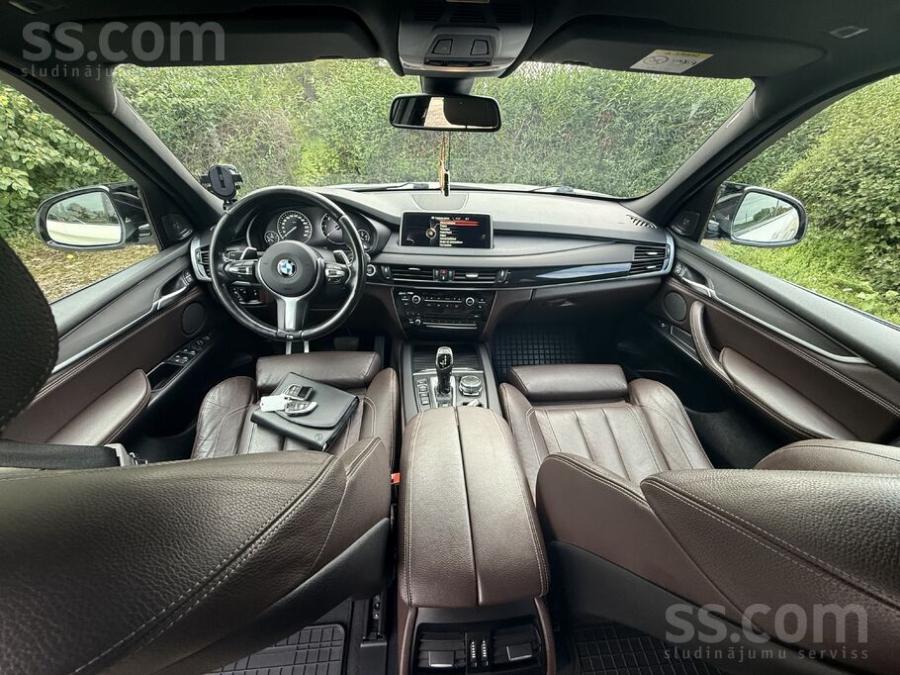 Balts BMW X5 2015 Preiļi, ar dzinēja tilpumu 3.00 L un nobraukumu 271 tūkst. km par 21000 €, foto 9 vietnē AUTOMOTO.COM.LV