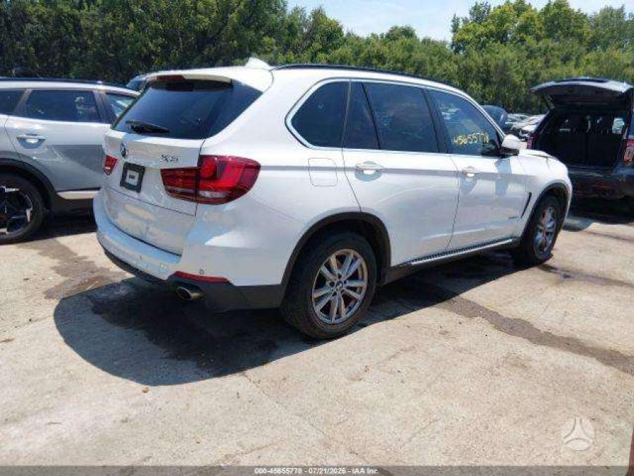 White BMW X5 2015 in Klaipeda, with an engine capacity of 3.00 L and mileage of 170 thousand km for 6700 €, photo 5 on AUTOMOTO.COM.LV