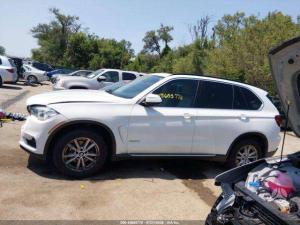 White BMW X5 2015 in Klaipeda, with an engine capacity of 3.00 L and mileage of 170 thousand km for 6700 €, photo 15 on AUTOMOTO.COM.LV