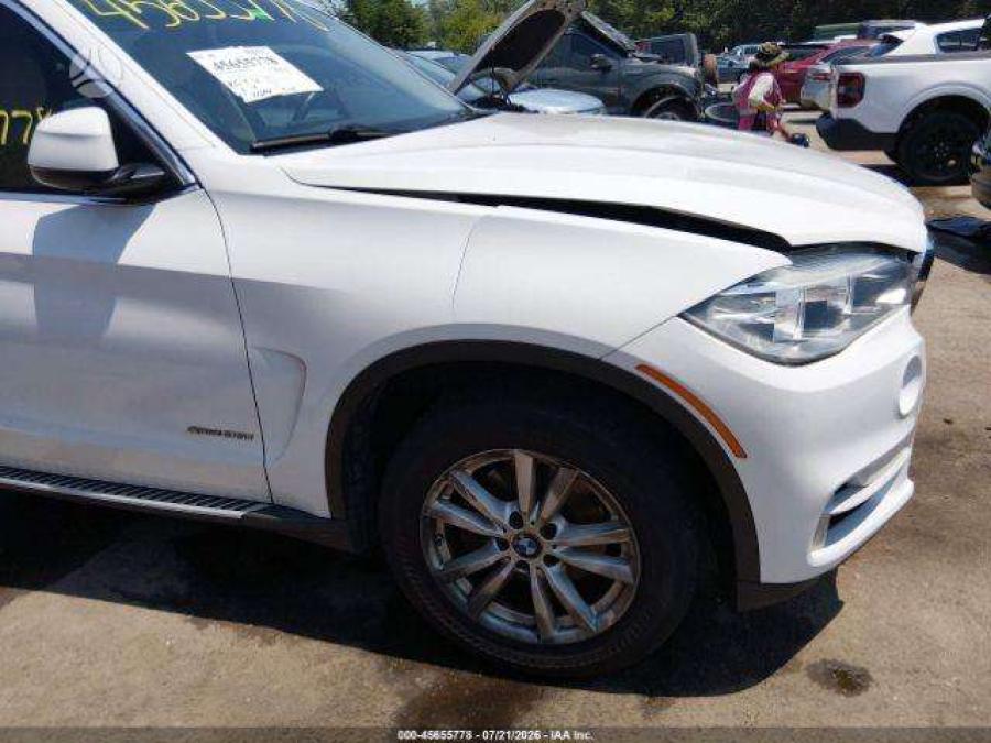 White BMW X5 2015 in Klaipeda, with an engine capacity of 3.00 L and mileage of 170 thousand km for 6700 €, photo 18 on AUTOMOTO.COM.LV