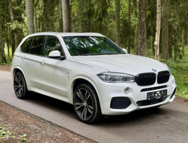 Balts BMW X5 2015 Kuršėnai, ar dzinēja tilpumu 2.99 L un nobraukumu 268 tūkst. km par 19900 €, foto 3 vietnē AUTOMOTO.COM.LV