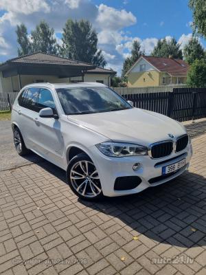 Balts BMW X5 2015 Tartu, ar dzinēja tilpumu 3.00 L un nobraukumu 175 tūkst. km par 24900 €, foto  vietnē AUTOMOTO.COM.LV