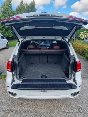 Balts BMW X5 2015 Tartu, ar dzinēja tilpumu 3.00 L un nobraukumu 175 tūkst. km par 24900 €, foto 22 vietnē AUTOMOTO.COM.LV