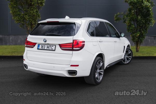 White BMW X5 2015 in Tallinn, with an engine capacity of 3.00 L and mileage of 293 thousand km for 17990 €, photo 4 on AUTOMOTO.COM.LV