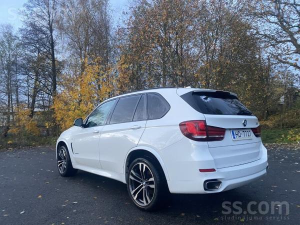 BMW X5 2015 in Riga on AUTOMOTO.COM.LV White BMW X5 2015 in Riga, with an engine capacity of 3.00 L and mileage of 290 thousand km for 17000 €, photo 7 on AUTOMOTO.COM.LV