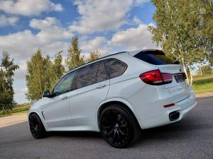 Balts BMW X5 2015 Vilkaviškis, ar dzinēja tilpumu 2.99 L un nobraukumu 235 tūkst. km par 19400 €, foto 12 vietnē AUTOMOTO.COM.LV