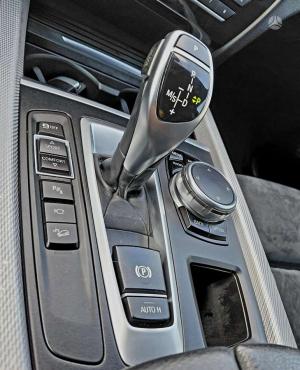 Balts BMW X5 2015 Vilkaviškis, ar dzinēja tilpumu 2.99 L un nobraukumu 235 tūkst. km par 19400 €, foto 30 vietnē AUTOMOTO.COM.LV