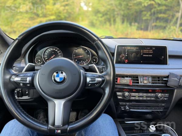 БМВ Х5 2015 в Рига на AUTOMOTO.COM.LV Белый БМВ Х5 2015 в Рига, объемом двигателя 3.00 л и пробегом 269 тыс. км за 20600 €, фото 8 на AUTOMOTO.COM.LV