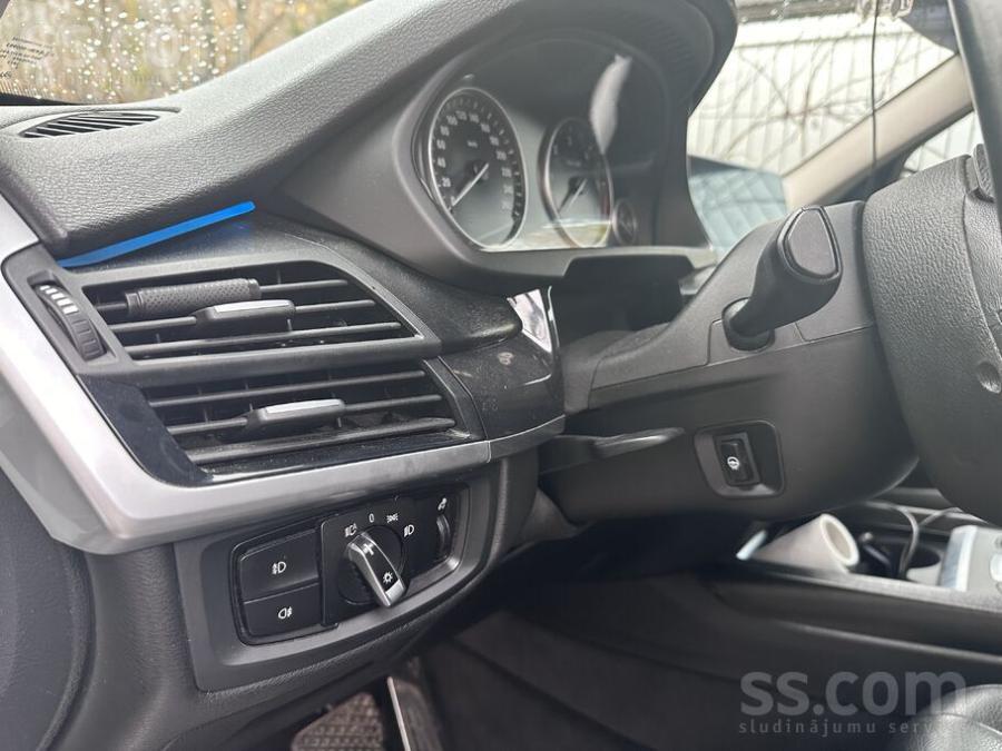 Balts BMW X5 2015 Bauska, ar dzinēja tilpumu 2.00 L un nobraukumu 310 tūkst. km par 13500 €, foto 8 vietnē AUTOMOTO.COM.LV