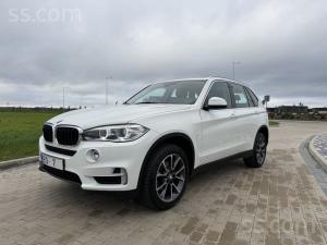 Balts BMW X5 2015 Jūrmala, ar dzinēja tilpumu 3.00 L un nobraukumu 226 tūkst. km par 16495 €, foto 1 vietnē AUTOMOTO.COM.LV