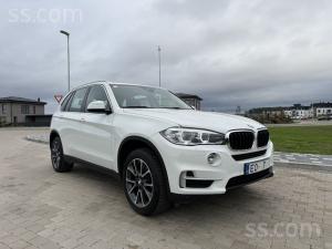 Balts BMW X5 2015 Jūrmala, ar dzinēja tilpumu 3.00 L un nobraukumu 226 tūkst. km par 16495 €, foto 3 vietnē AUTOMOTO.COM.LV