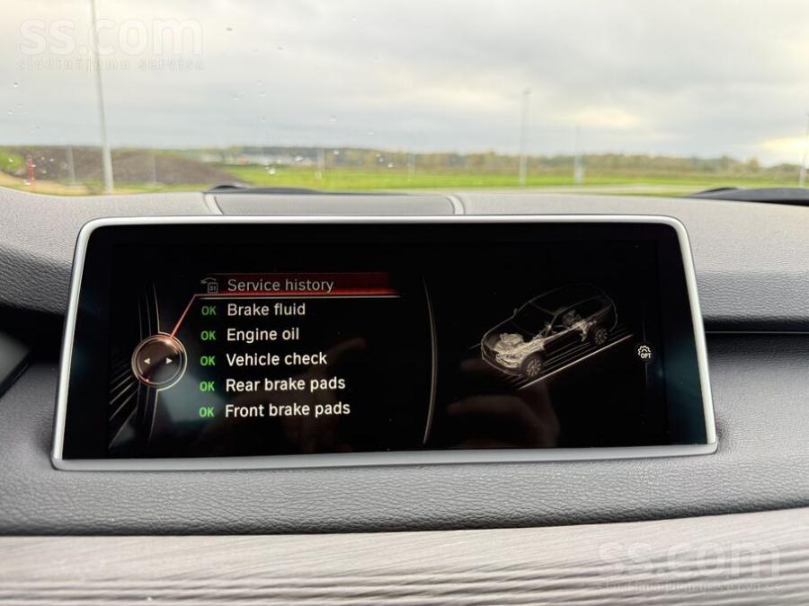 Balts BMW X5 2015 Jūrmala, ar dzinēja tilpumu 3.00 L un nobraukumu 226 tūkst. km par 16495 €, foto 10 vietnē AUTOMOTO.COM.LV