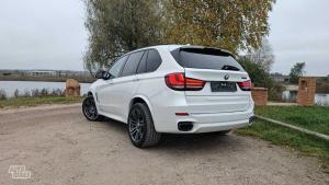Balts BMW X5 2015 Kauņa, ar dzinēja tilpumu 3.00 L un nobraukumu 103 tūkst. km par 17700 €, foto 5 vietnē AUTOMOTO.COM.LV