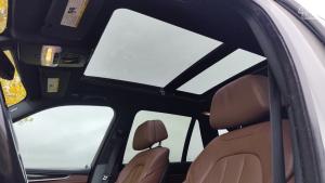 Balts BMW X5 2015 Kauņa, ar dzinēja tilpumu 3.00 L un nobraukumu 103 tūkst. km par 17700 €, foto 25 vietnē AUTOMOTO.COM.LV