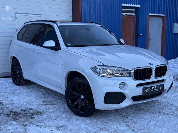 White BMW X5 2016 in Prienai, with an engine capacity of 2.99 L and mileage of 259 thousand km for 21500 €, photo 2 on AUTOMOTO.COM.LV