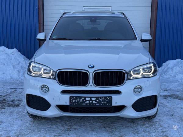 White BMW X5 2016 in Prienai, with an engine capacity of 2.99 L and mileage of 259 thousand km for 21500 €, photo 3 on AUTOMOTO.COM.LV