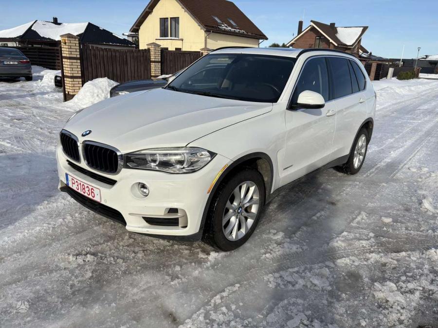 White BMW X5 2016 in Klaipeda, with an engine capacity of 2.98 L and mileage of 161 thousand km for 16500 €, photo 1 on AUTOMOTO.COM.LV