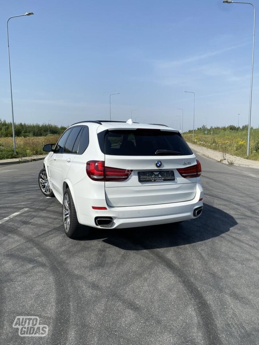 Balts BMW X5 2016 Viļņa, ar dzinēja tilpumu 3.00 L un nobraukumu 189 tūkst. km par 18100 €, foto 1 vietnē AUTOMOTO.COM.LV