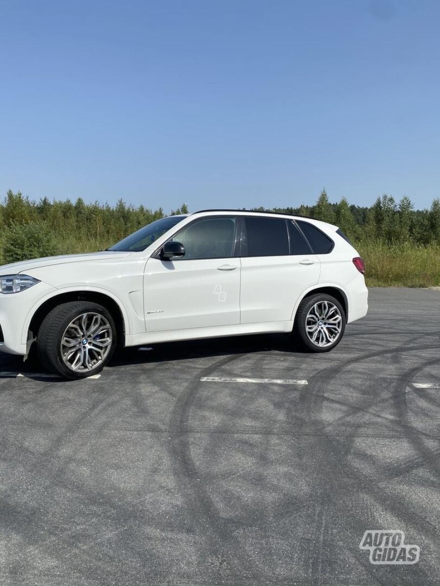 Balts BMW X5 2016 Viļņa, ar dzinēja tilpumu 3.00 L un nobraukumu 189 tūkst. km par 18100 €, foto 4 vietnē AUTOMOTO.COM.LV
