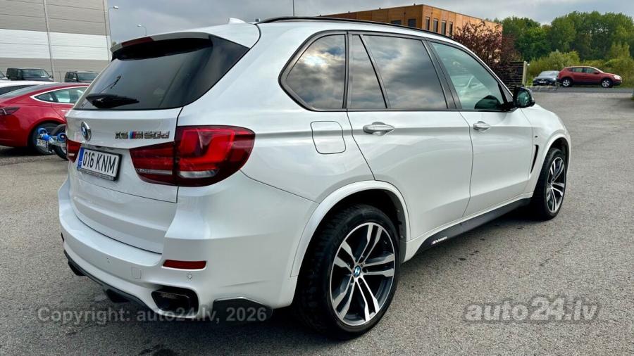 Balts BMW X5 2016 Tallina, ar dzinēja tilpumu 3.00 L un nobraukumu 220 tūkst. km par 27900 €, foto 7 vietnē AUTOMOTO.COM.LV