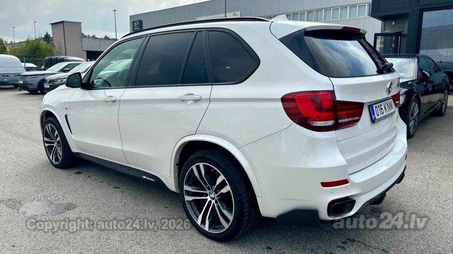 Balts BMW X5 2016 Tallina, ar dzinēja tilpumu 3.00 L un nobraukumu 220 tūkst. km par 27900 €, foto 9 vietnē AUTOMOTO.COM.LV