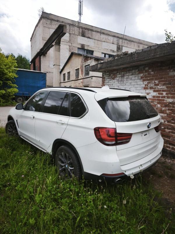 Balts BMW X5 2016 Kauņa, ar dzinēja tilpumu 3.00 L un nobraukumu 84 tūkst. km par 8250 €, foto 4 vietnē AUTOMOTO.COM.LV