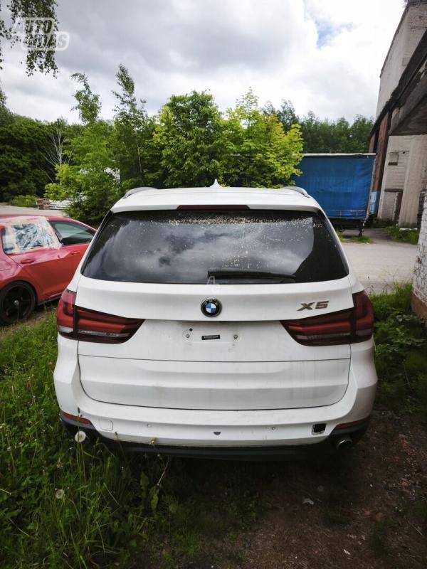 Balts BMW X5 2016 Kauņa, ar dzinēja tilpumu 3.00 L un nobraukumu 84 tūkst. km par 8250 €, foto 5 vietnē AUTOMOTO.COM.LV