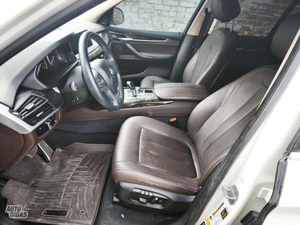 Balts BMW X5 2016 Kauņa, ar dzinēja tilpumu 3.00 L un nobraukumu 84 tūkst. km par 8250 €, foto 6 vietnē AUTOMOTO.COM.LV