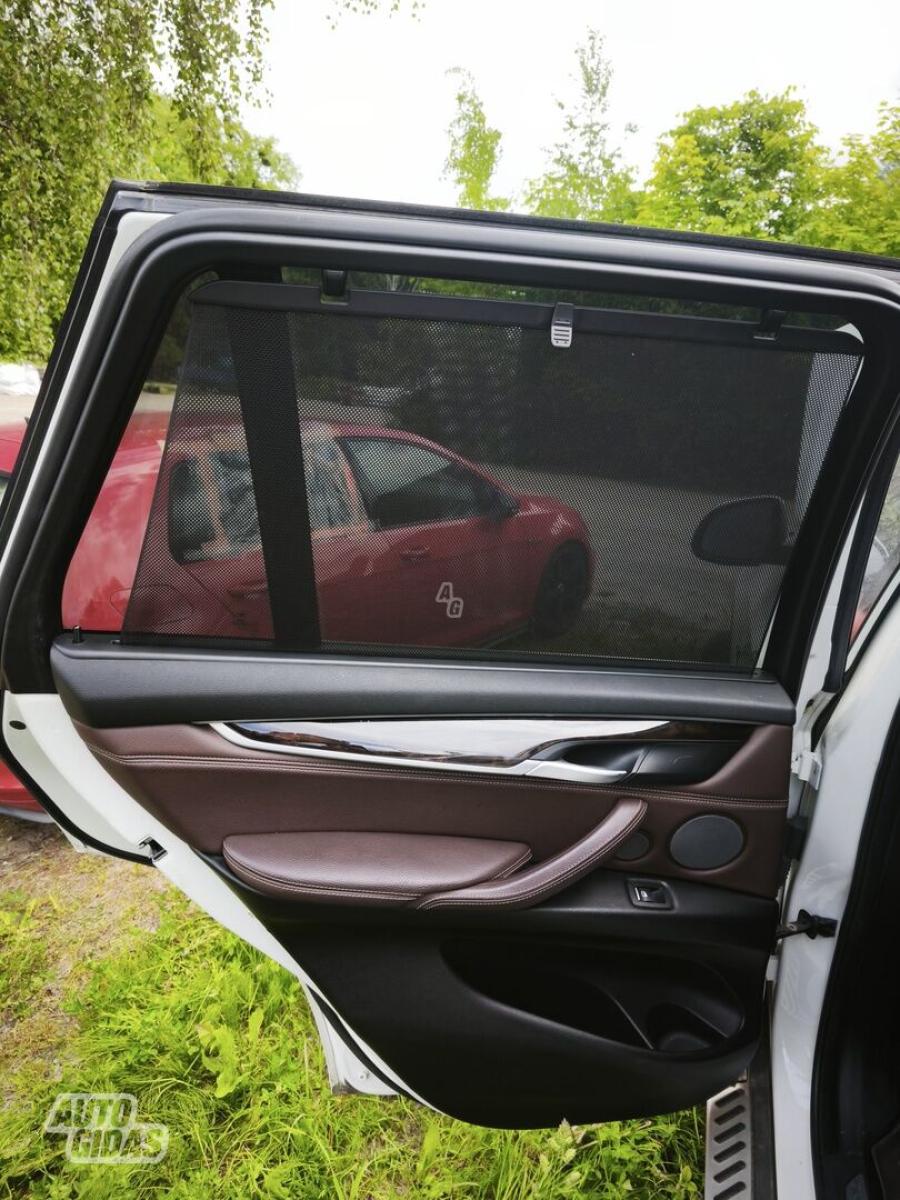 Balts BMW X5 2016 Kauņa, ar dzinēja tilpumu 3.00 L un nobraukumu 84 tūkst. km par 8250 €, foto 15 vietnē AUTOMOTO.COM.LV
