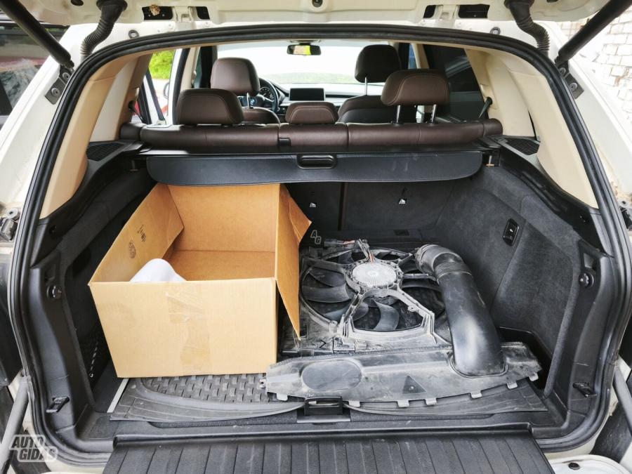 Balts BMW X5 2016 Kauņa, ar dzinēja tilpumu 3.00 L un nobraukumu 84 tūkst. km par 8250 €, foto 16 vietnē AUTOMOTO.COM.LV