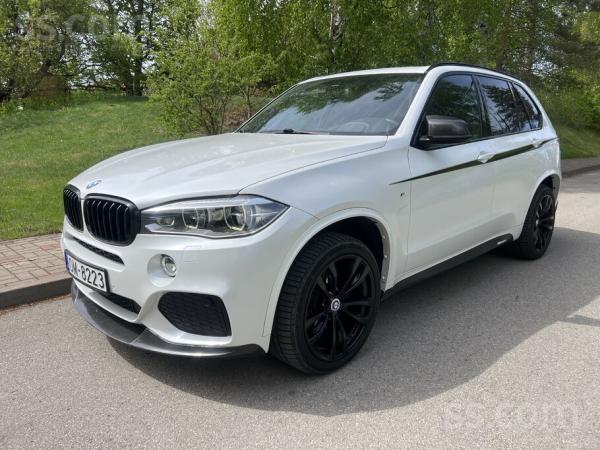 Balts BMW X5 2016 Rīga, ar dzinēja tilpumu 3.00 L un nobraukumu 206 tūkst. km par 25500 €, foto 5 vietnē AUTOMOTO.COM.LV