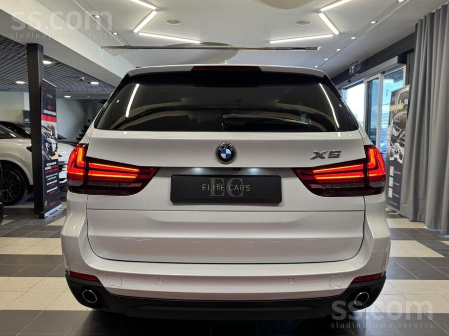White BMW X5 2016 in Riga, with an engine capacity of 2.00 L and mileage of 182 thousand km for 20599 €, photo 7 on AUTOMOTO.COM.LV
