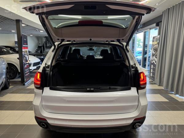Balts BMW X5 2016 Rīga, ar dzinēja tilpumu 2.00 L un nobraukumu 182 tūkst. km par 20599 €, foto 8 vietnē AUTOMOTO.COM.LV