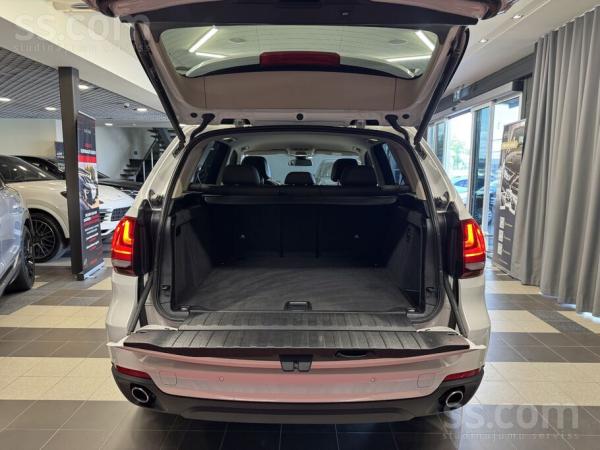 Balts BMW X5 2016 Rīga, ar dzinēja tilpumu 2.00 L un nobraukumu 182 tūkst. km par 20599 €, foto 9 vietnē AUTOMOTO.COM.LV