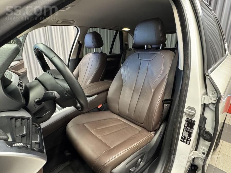 White BMW X5 2016 in Riga, with an engine capacity of 2.00 L and mileage of 182 thousand km for 20599 €, photo 23 on AUTOMOTO.COM.LV