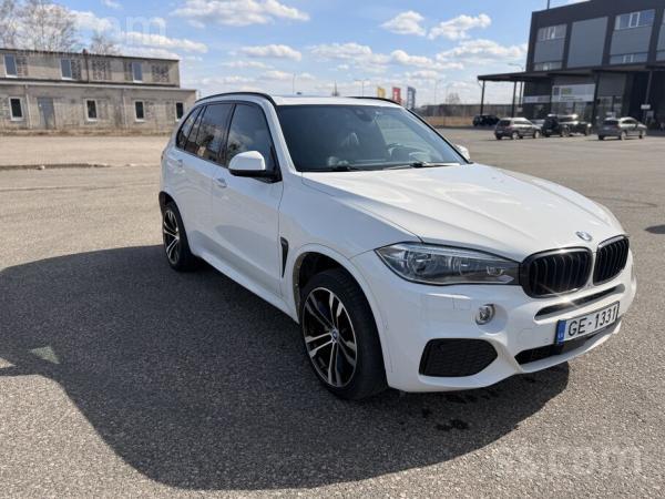 Balts BMW X5 2016 Liepāja, ar dzinēja tilpumu 3.00 L un nobraukumu 189 tūkst. km par 30000 €, foto 3 vietnē AUTOMOTO.COM.LV