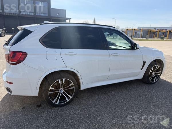 Balts BMW X5 2016 Liepāja, ar dzinēja tilpumu 3.00 L un nobraukumu 189 tūkst. km par 30000 €, foto 4 vietnē AUTOMOTO.COM.LV