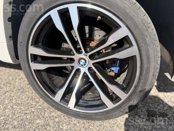 Balts BMW X5 2016 Liepāja, ar dzinēja tilpumu 3.00 L un nobraukumu 189 tūkst. km par 30000 €, foto 6 vietnē AUTOMOTO.COM.LV