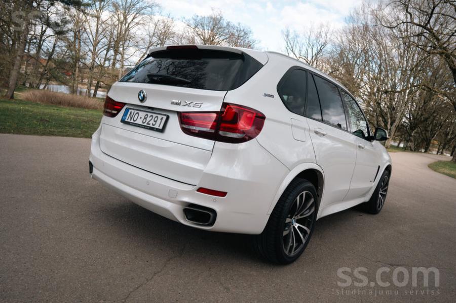 Balts BMW X5 2016 Dobele, ar dzinēja tilpumu 2.00 L un nobraukumu 160 tūkst. km par 23900 €, foto 7 vietnē AUTOMOTO.COM.LV
