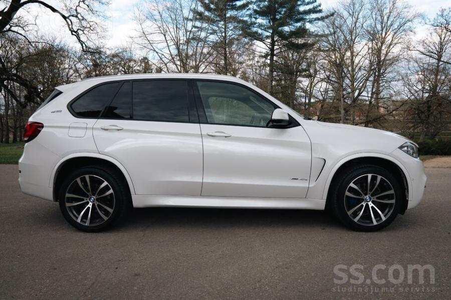 Balts BMW X5 2016 Dobele, ar dzinēja tilpumu 2.00 L un nobraukumu 160 tūkst. km par 23900 €, foto 8 vietnē AUTOMOTO.COM.LV