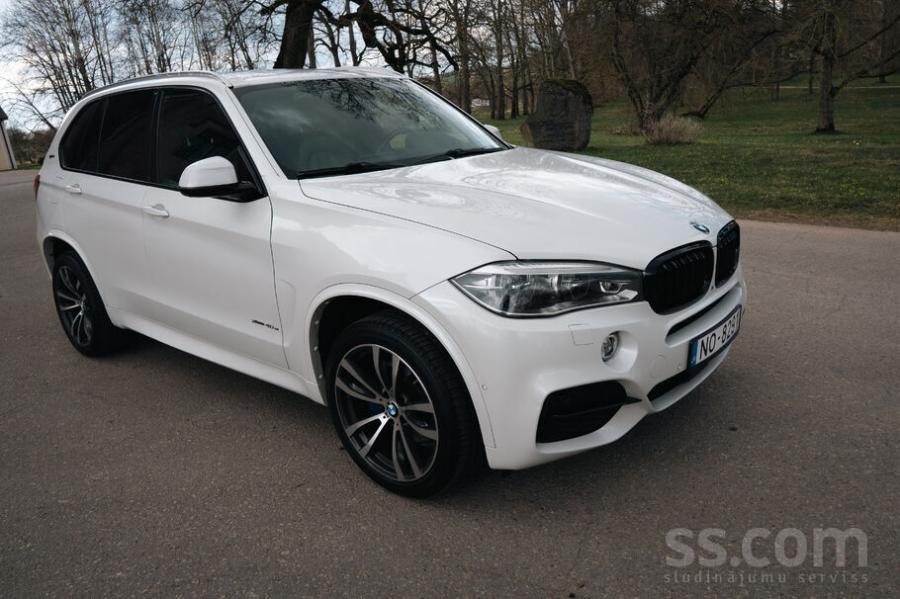 Balts BMW X5 2016 Dobele, ar dzinēja tilpumu 2.00 L un nobraukumu 160 tūkst. km par 23900 €, foto 9 vietnē AUTOMOTO.COM.LV