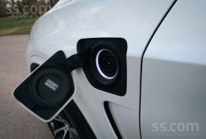 Balts BMW X5 2016 Dobele, ar dzinēja tilpumu 2.00 L un nobraukumu 160 tūkst. km par 23900 €, foto 11 vietnē AUTOMOTO.COM.LV