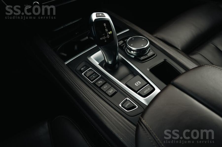 Balts BMW X5 2016 Dobele, ar dzinēja tilpumu 2.00 L un nobraukumu 160 tūkst. km par 23900 €, foto 20 vietnē AUTOMOTO.COM.LV