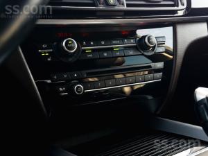 Белый БМВ Х5 2016 в Рига, объемом двигателя 3.00 л и пробегом 121 тыс. км за 19900 €, фото 26 на AUTOMOTO.COM.LV