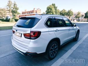 White BMW X5 2016 in Riga, with an engine capacity of 3.00 L and mileage of 88 thousand km for 19900 €, photo 7 on AUTOMOTO.COM.LV