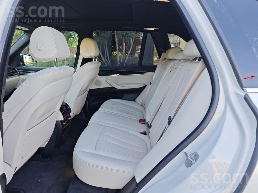 White BMW X5 2016 in Riga, with an engine capacity of 3.00 L and mileage of 88 thousand km for 19900 €, photo 15 on AUTOMOTO.COM.LV