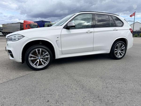 Balts BMW X5 2016 Kauņa, ar dzinēja tilpumu 2.99 L un nobraukumu 230 tūkst. km par 11800 €, foto 3 vietnē AUTOMOTO.COM.LV