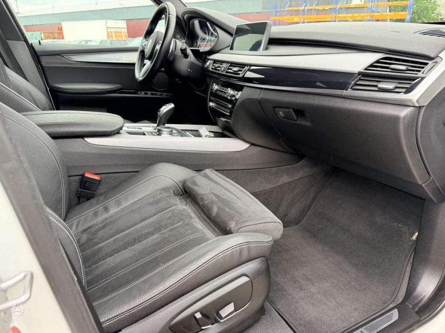 Balts BMW X5 2016 Kauņa, ar dzinēja tilpumu 2.99 L un nobraukumu 230 tūkst. km par 11800 €, foto 26 vietnē AUTOMOTO.COM.LV