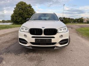 White BMW X5 2016 in Trakai, with an engine capacity of 2.99 L and mileage of 224 thousand km for 22000 €, photo 9 on AUTOMOTO.COM.LV